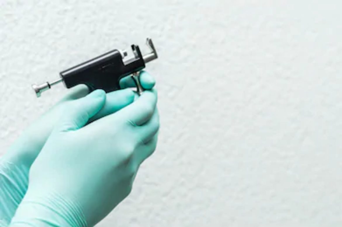 Infected Tragus Piercing Signs, Bump, Risks and How to Treat It ...