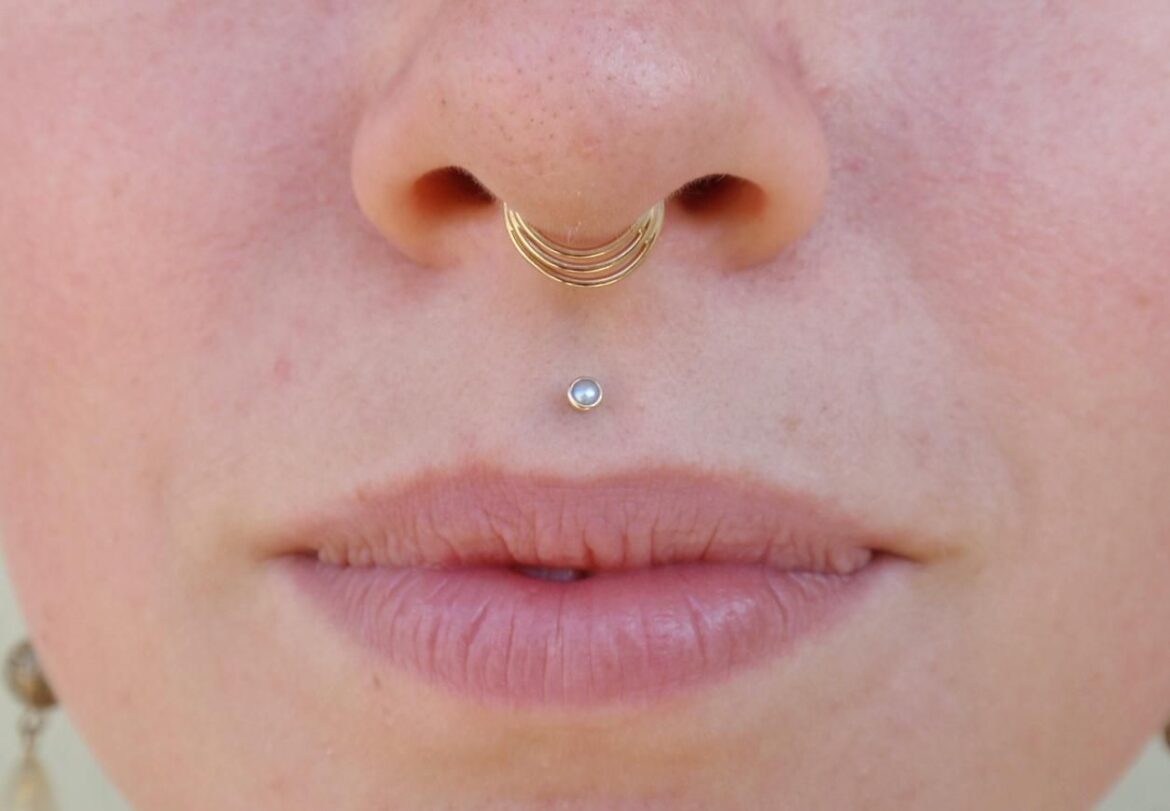 Medusa Piercing Pictures, Swelling, Aftercare, Scar, Jewelry and ...