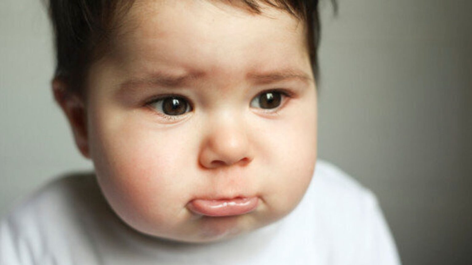 Upper or Lower Lip Twitching Meaning, Causes, Superstition, Juvederm ...