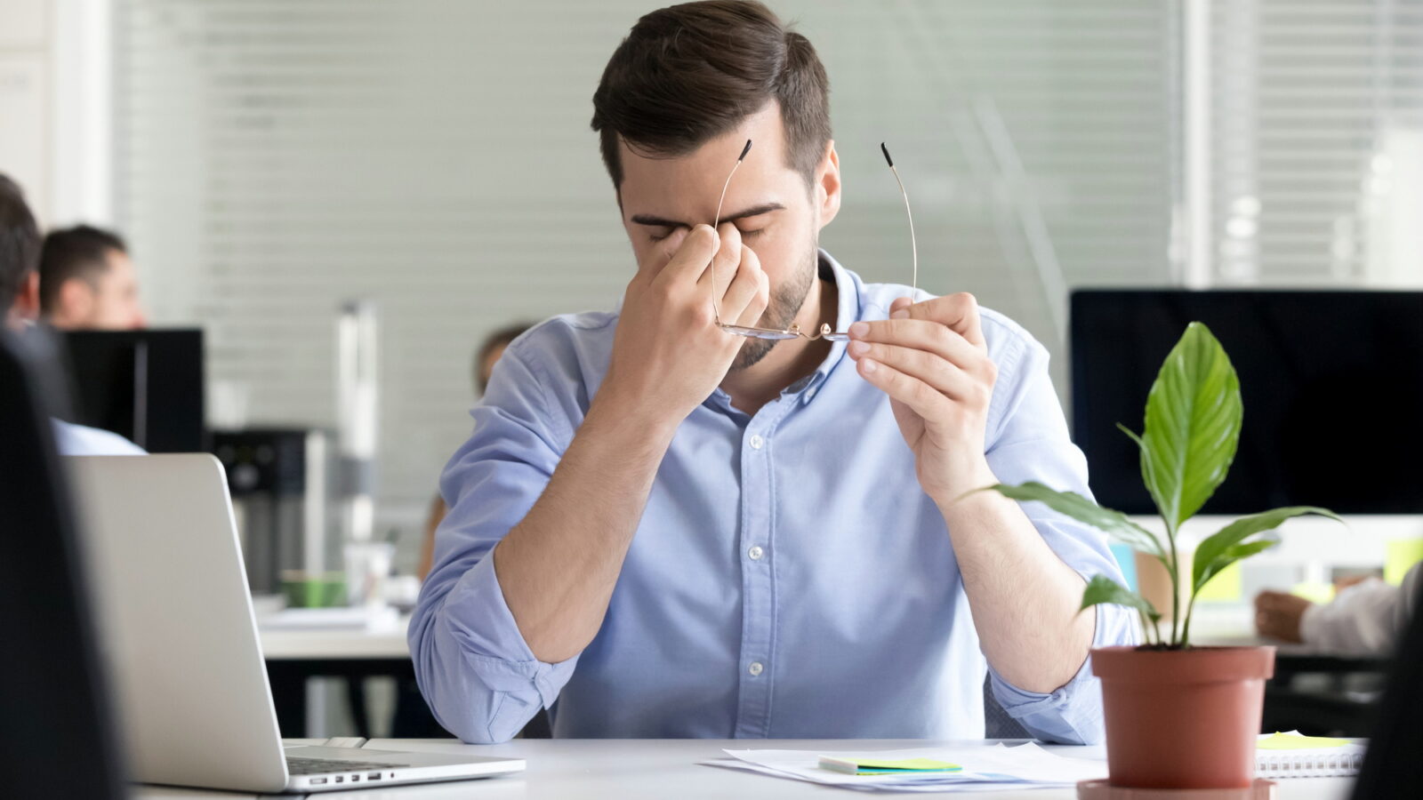 Spotting the Signs: 5 Most Common Eye Health Problems (2024) - American ...